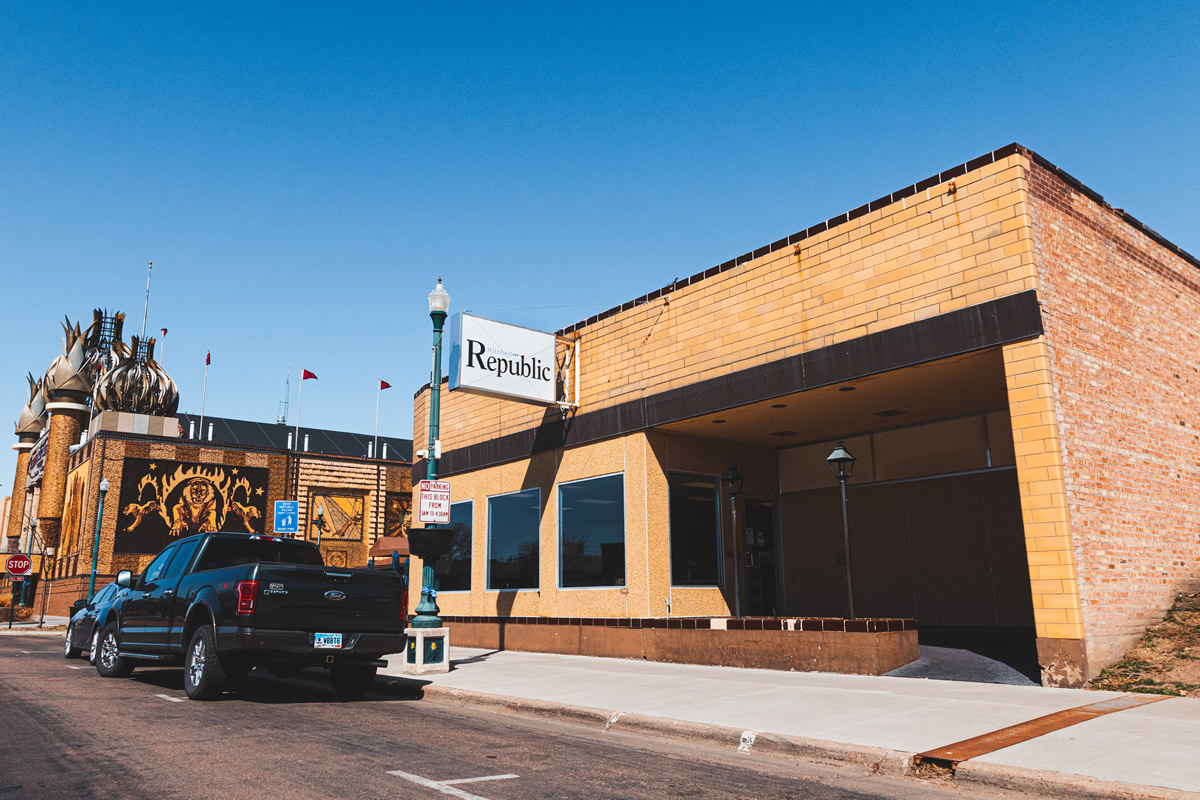 Mitchell - Forum Communications Advertising